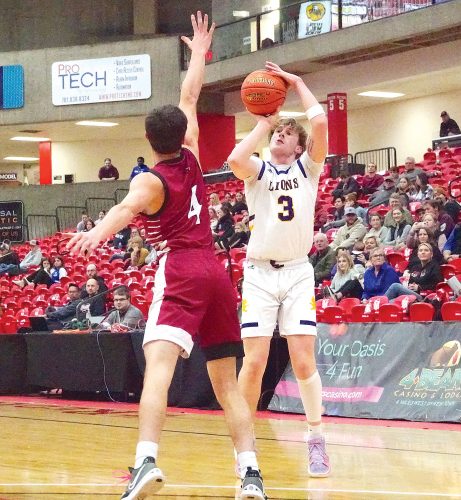 Lions rout LAEM 60-38 | News, Sports, Jobs - Minot Daily News